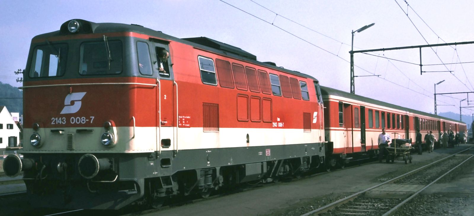 loco-info.com - Austrian Federal Railways class 2143